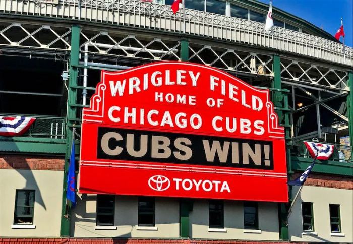 Connecting Wrigley Field and Craft Beer Lovers | Chicagoland Brews Cruise